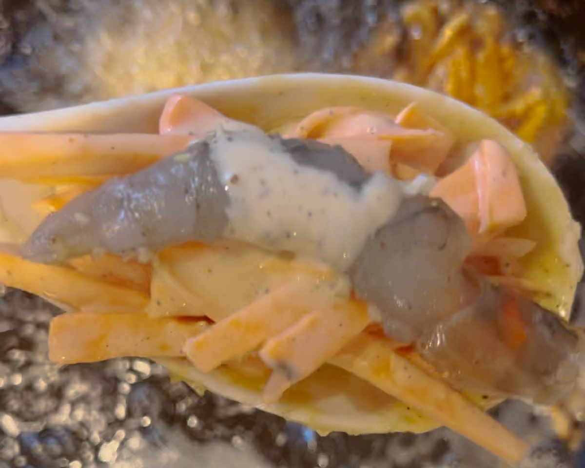 Vietnamese Shrimp and Sweet Potato Fritters (Bánh Tôm Chiên Khoai Lang ...